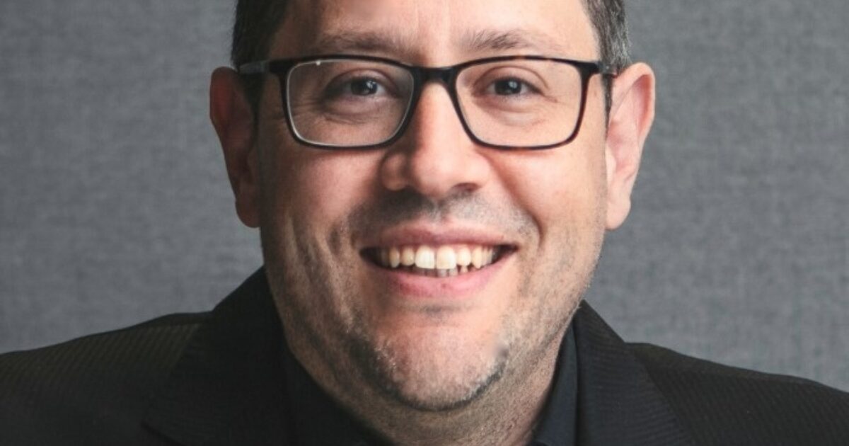 Dr Augusto Rendon | Genomics England